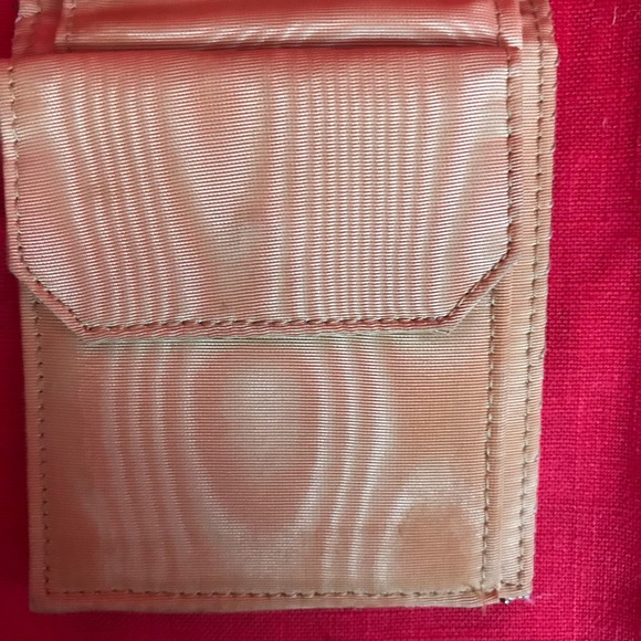 Whiting & Davis | Bags | Vintage 96s Whiting Davis Gold Mesh Wallet ...